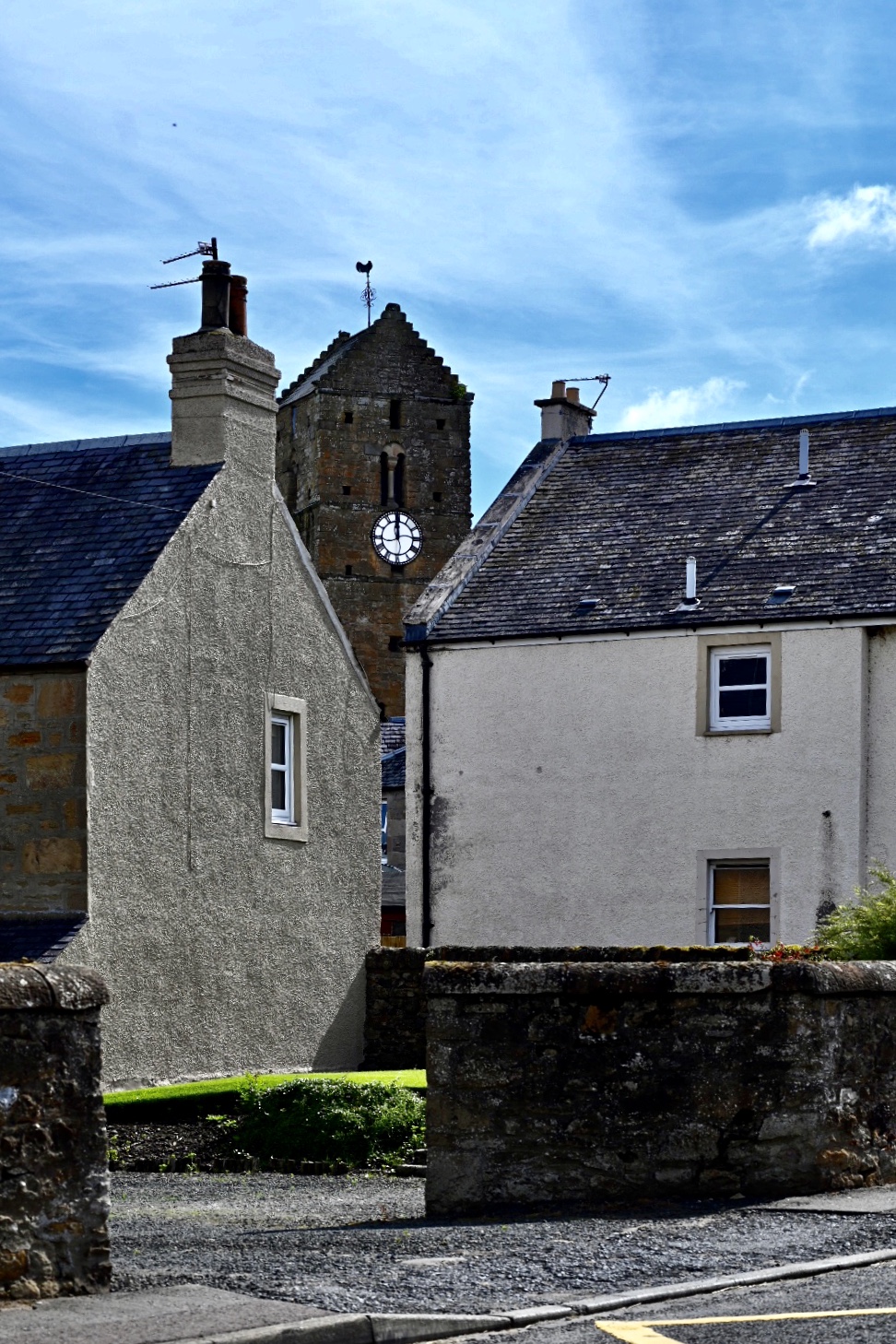 Dunning, Perthshire – The Glasgow Gallivanter