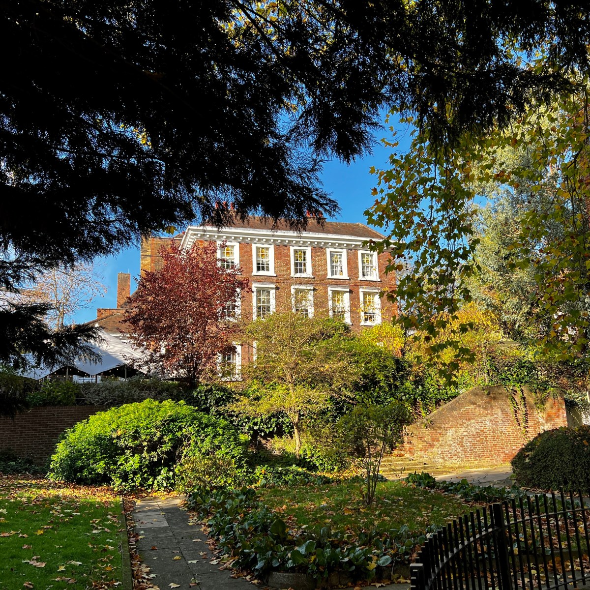 WalkingSquares: Burgh House – The Glasgow Gallivanter